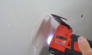 Drywall Blades Vs Utility Blades: 11 Comparison & Contrast